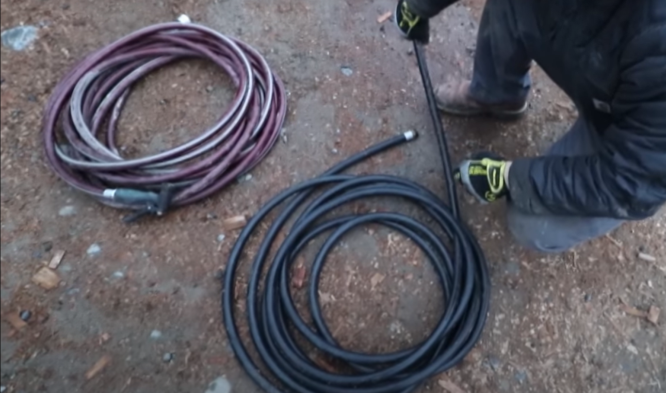 How to Unkink a Garden Hose? - GardenProfy