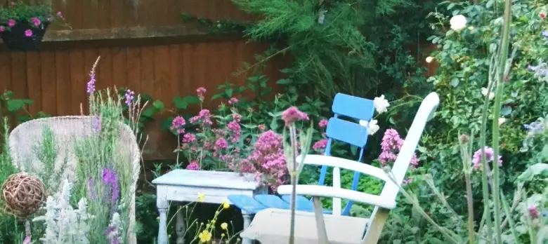 Shady Garden Corner Ideas - GardenProfy