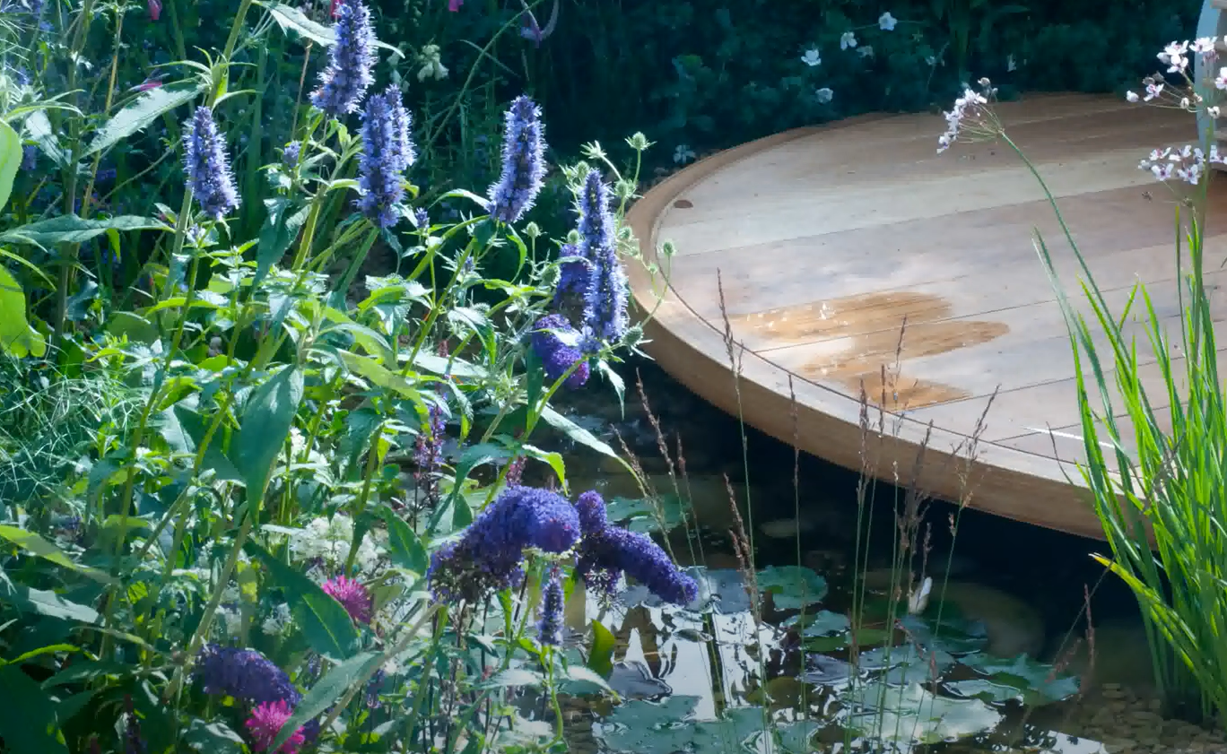 Artificial Grass Small Garden Ideas - GardenProfy