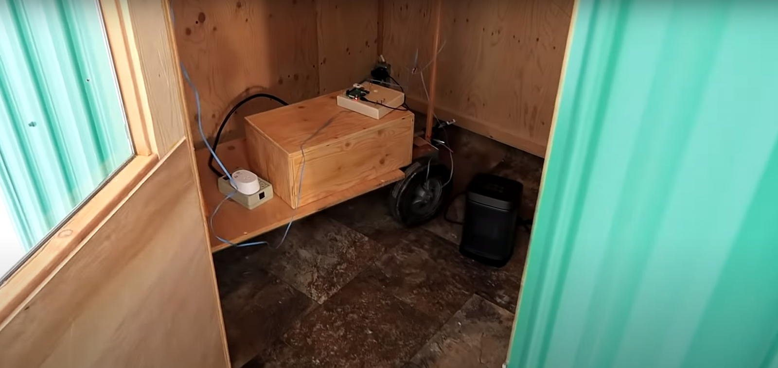 How to Heat a Shed? - GardenProfy