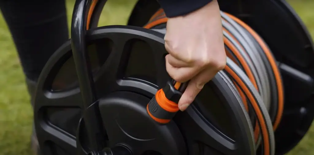 How Does a Hose Reel Work? - GardenProfy