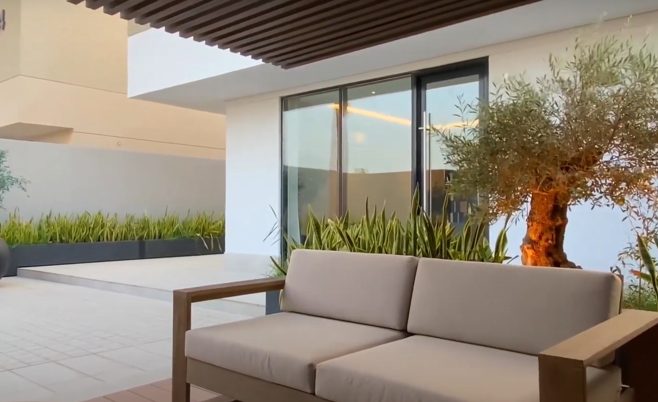 Gazebo vs. Canopy: What’s the Difference? - GardenProfy