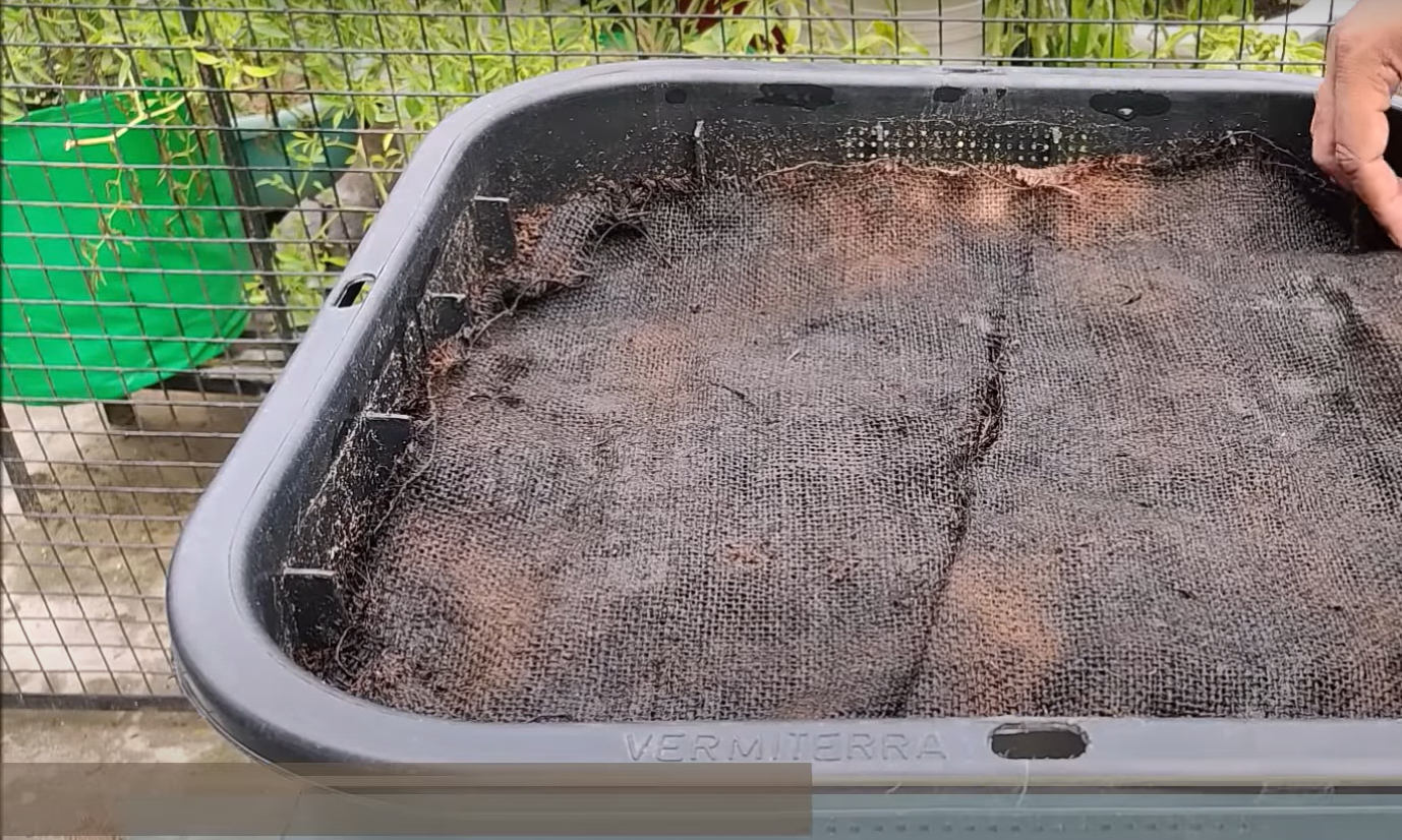 How to Store Potting Soil? - GardenProfy