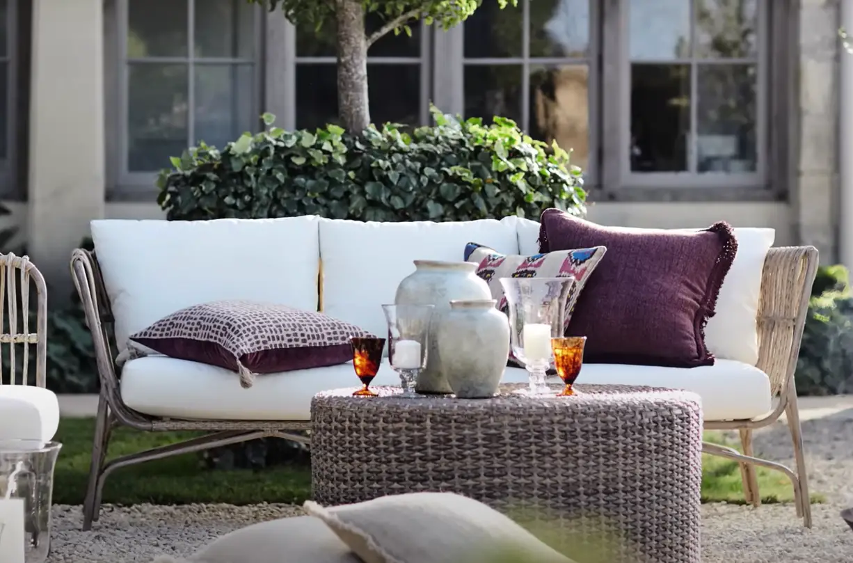 Patio Seating Ideas - GardenProfy