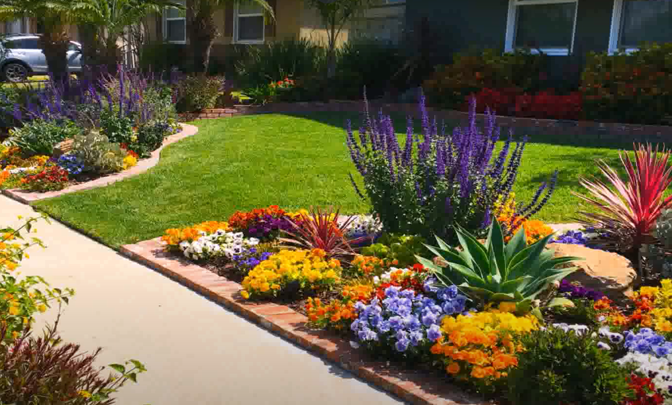 Corner Lot Landscaping Ideas - GardenProfy