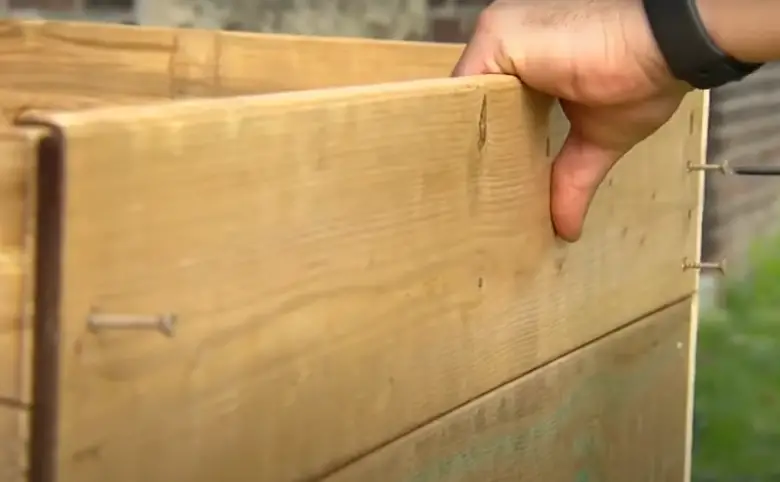 Landscaping Ideas to Hide Utility Boxes - GardenProfy